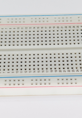 Solderless Breadboard 400 holes, Køb her 22,00 DKK