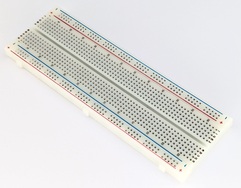 Solderless Breadboard 830 holes, Køb her 29,00 DKK