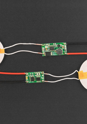 DFR0712, Step-Up Display, IN 12V, OUT 5V 2A, Wireless, 90pct Efficiency